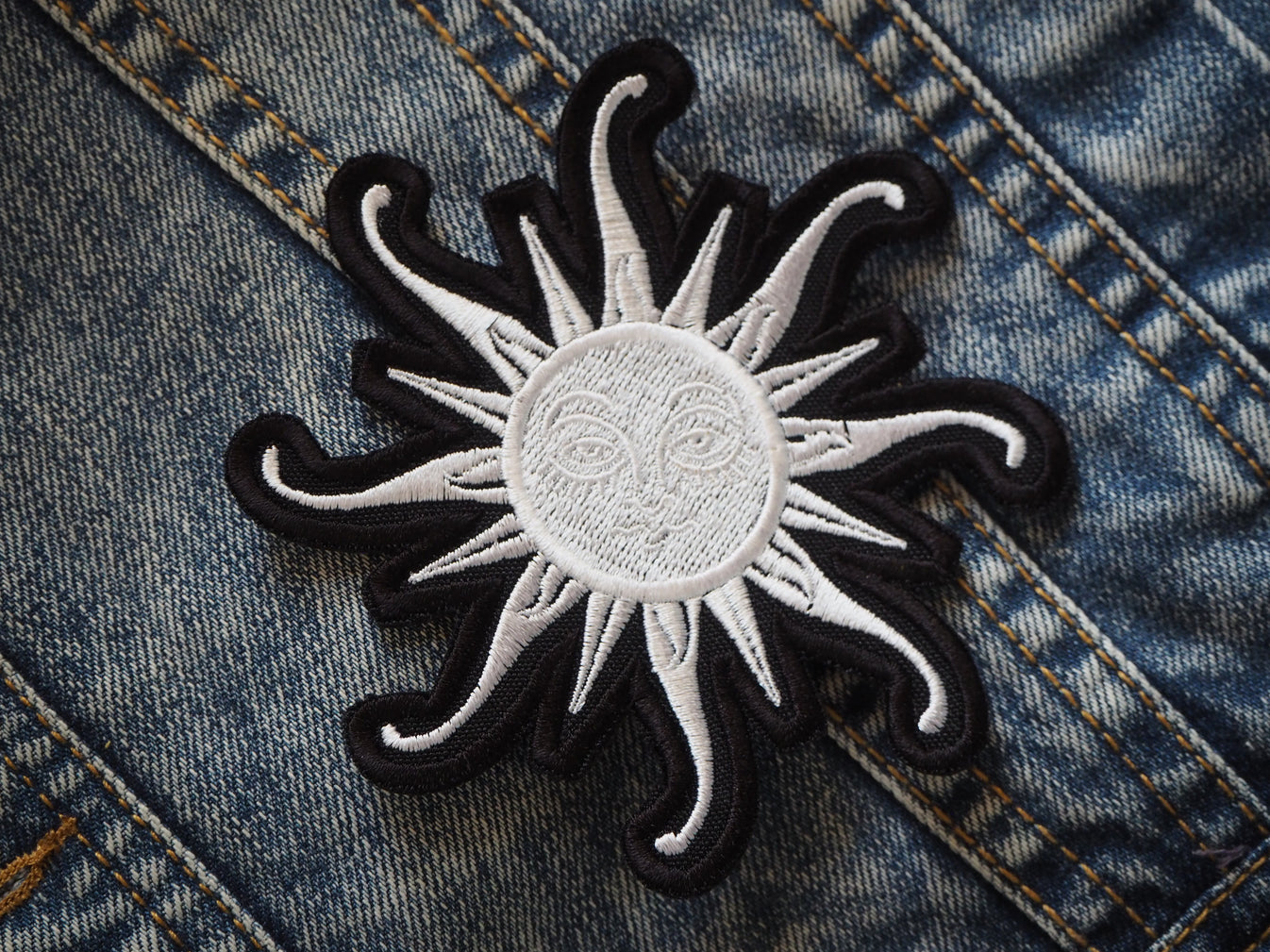 Occult Sun Patch – IngridPatches