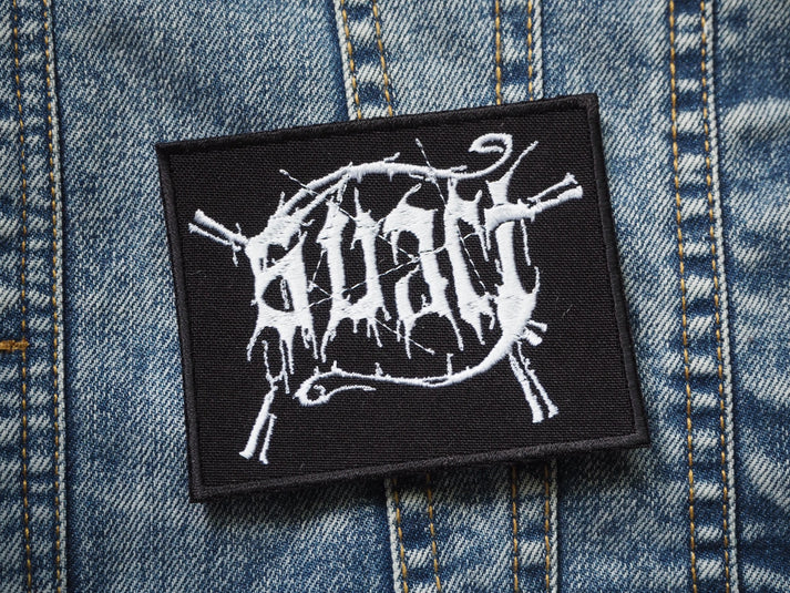 Svart Patch – IngridPatches